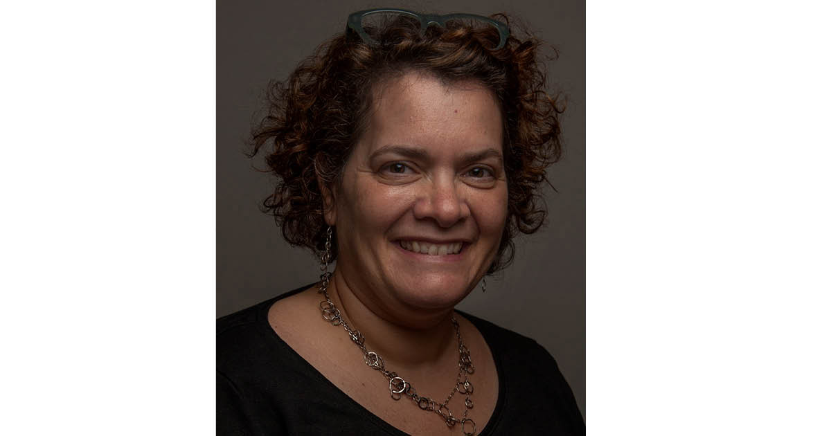 Dr. Lilly Goren named staff recipient of service award