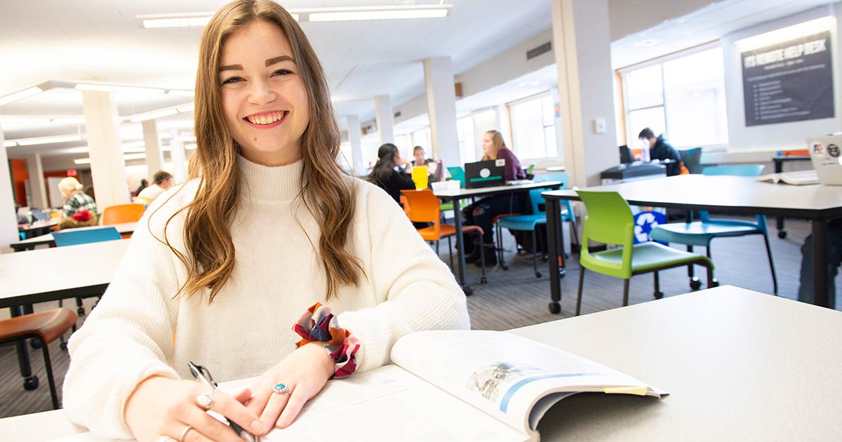 Emily Diderrich '21 | Carroll University